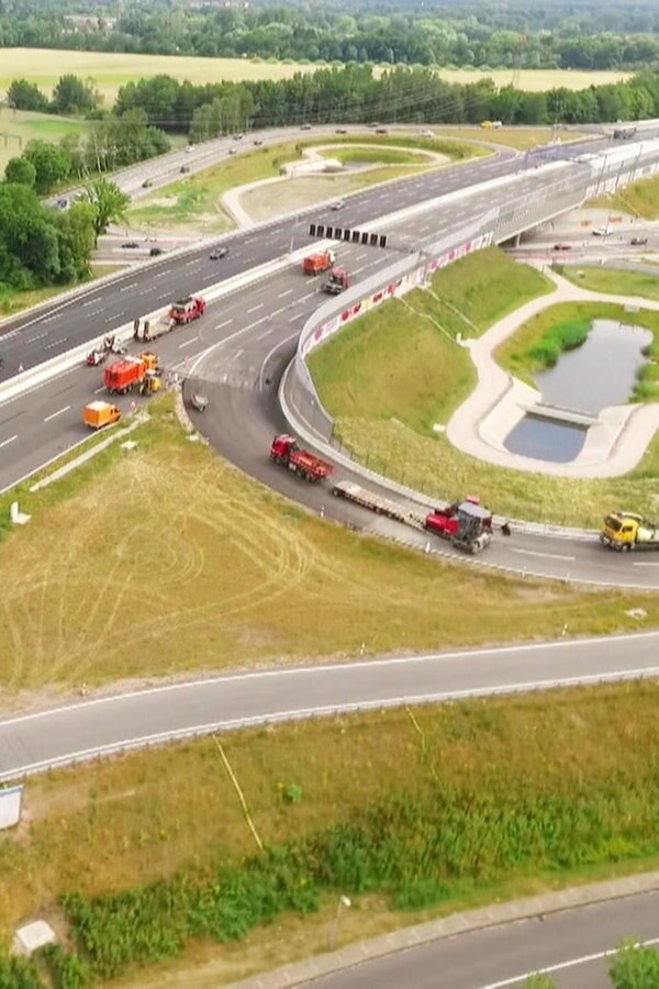 Wieder freie Fahrt nach der A7-Sperrung | NDR.de - Nachrichten - Hamburg Wieder freie Fahrt nach der A7-Sperrung | NDR.de - Nachrichten - Hamburg