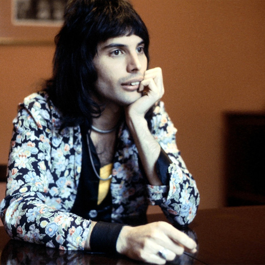 Freddie Mercury - ReyesHester Freddie Mercury - ReyesHester