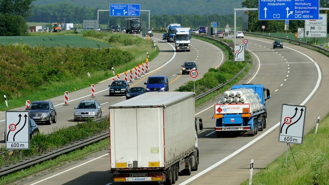 Bauarbeiten: Schon wieder Sperrung auf der A7 | NDR.de - Nachrichten ... Bauarbeiten: Schon wieder Sperrung auf der A7 | NDR.de - Nachrichten ...